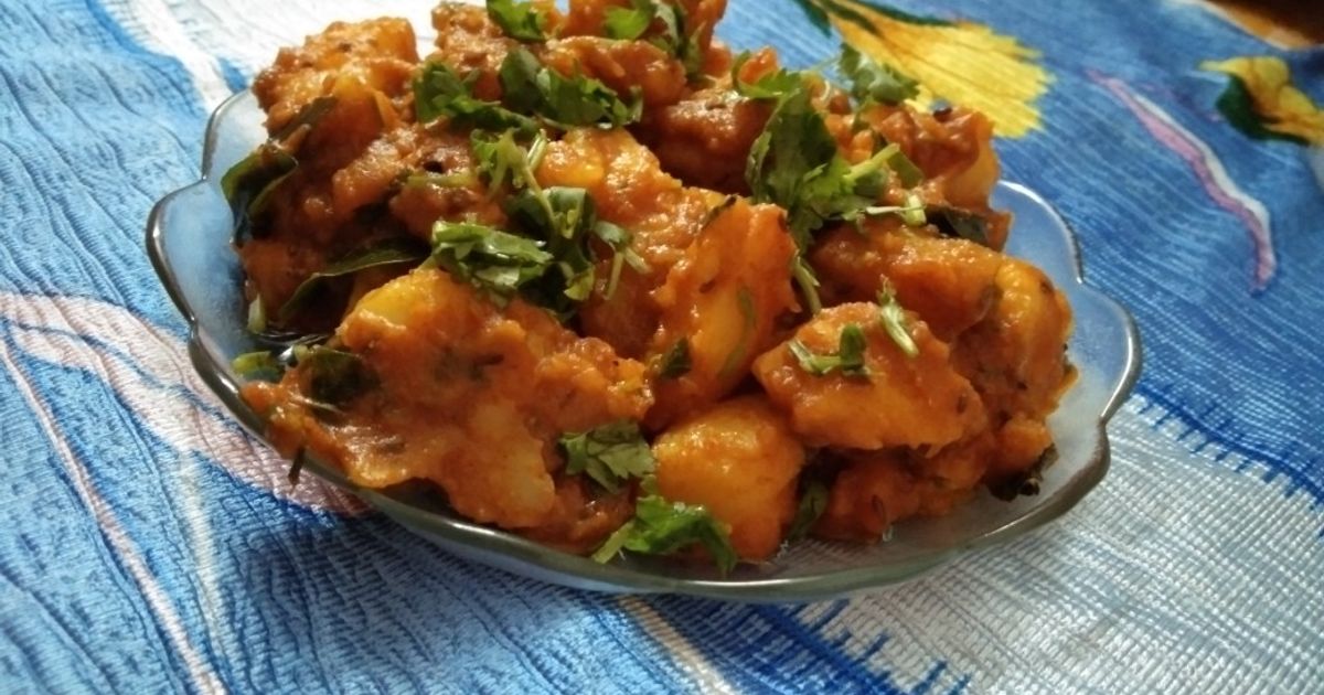 Khatte Aloo Recipe by Mom's Kitchen - Cookpad