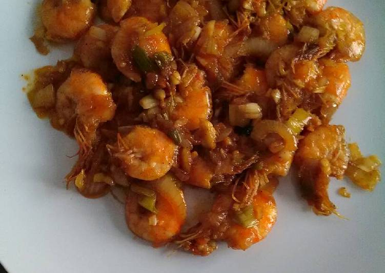 Resep Udang tumis lada hitam oleh Ira Oktavina - Cookpad