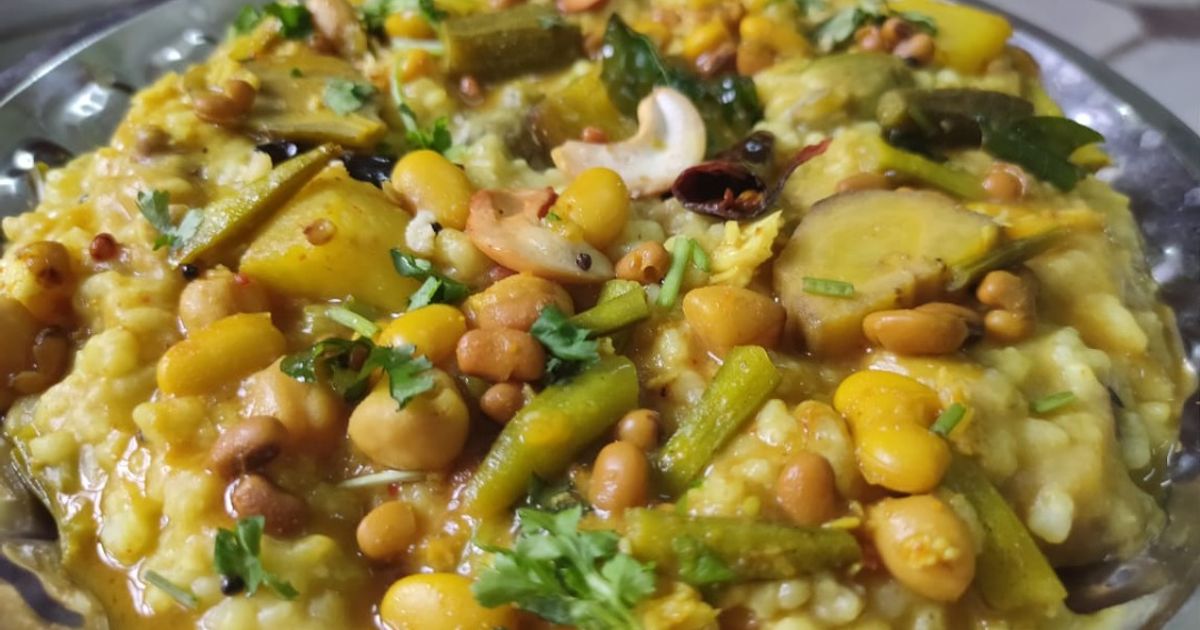 கோயில் கதம்ப சாதம் (Kovil Kathamba Saatham Recipe In Tamil) இவருடைய ...
