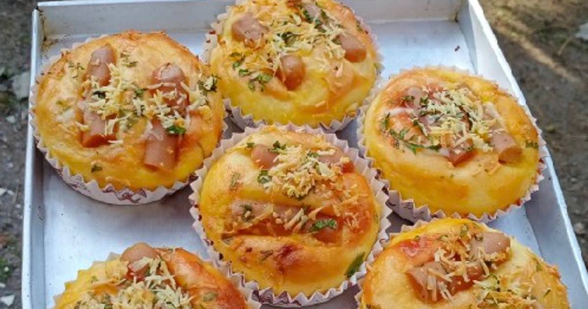 Resep Roti Sosis Tanpa Ulen oleh galuh pramudyayu - Cookpad