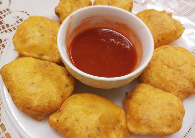 Aloo Paneer Stuffed Pakoda Recipe by Mital Viramgama - Cookpad
