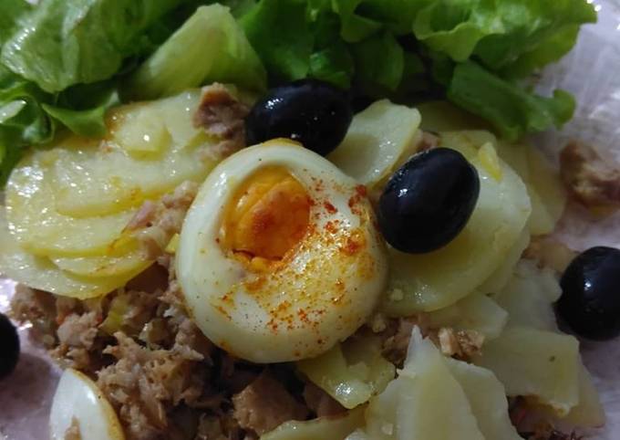 Atum com batatas gratinados no forno Receita por Romy Almeida - Cookpad