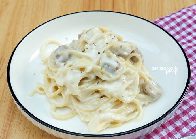 Resep Spaghetti Carbonara Simple oleh Deniza Ika - Cookpad