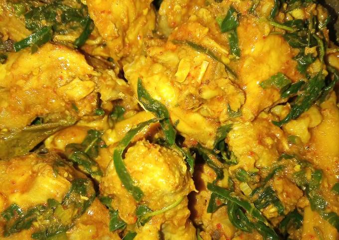 Resep Ayam Bumbu RW khas Manado oleh Meieka - Cookpad