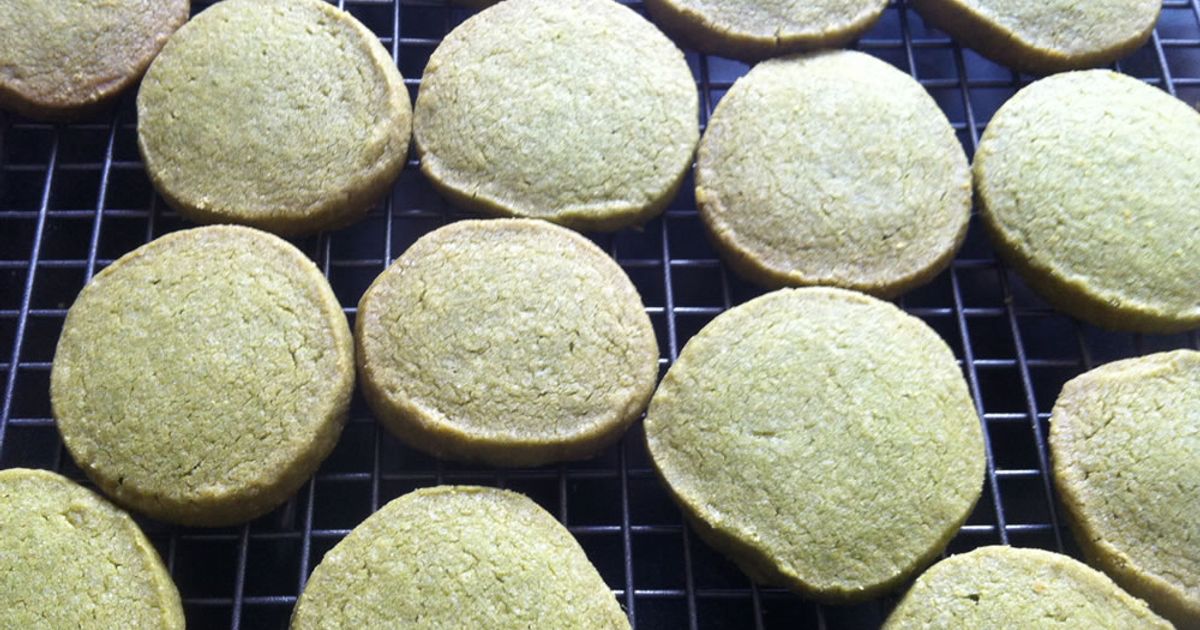 Super Easy Matcha Biscuits Recipe by Hiroko Liston - Cookpad