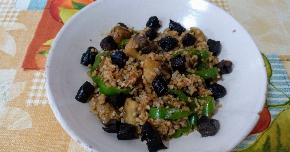 Bulgur Integral Con Wok De Champiñones Portobello, Cebolla Y Pimiento ...