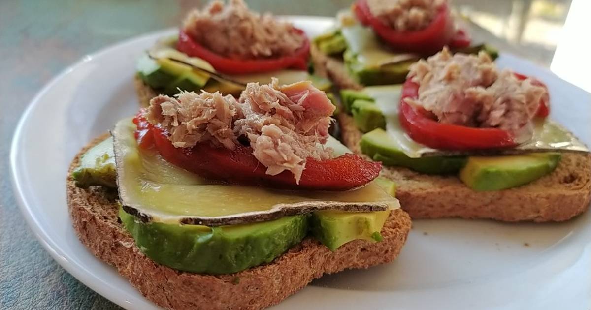 Desayuno saludable con tostadas 100% integrales Receta de Prinuria- Cookpad