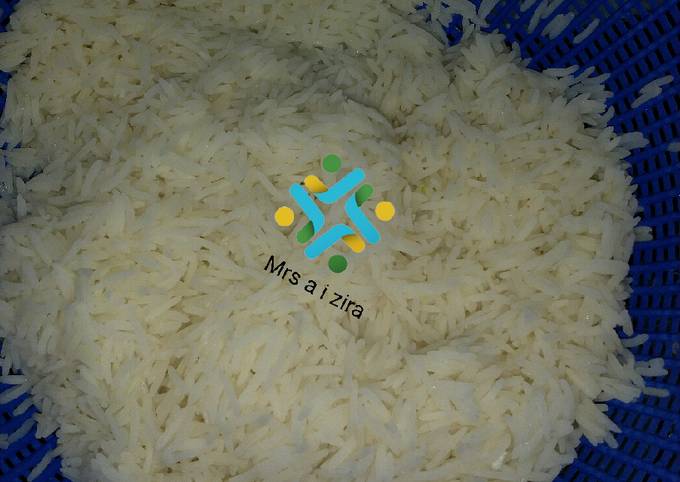 Parboiled rice Recipe by Maryam Mukhtar Nayaya ( Mrs A I Zira) - Cookpad