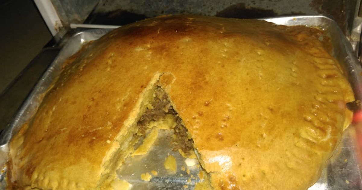 Oven Meat Pie Recipe by Afrah's kitchen - Cookpad