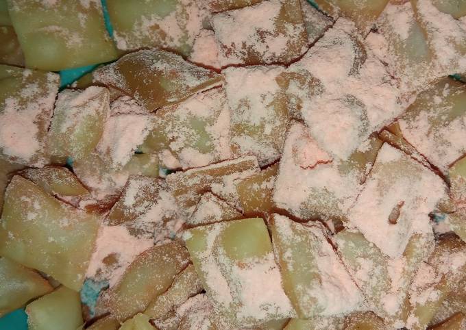 Resep Kulit pangsit goreng bumbu oleh Winaakmn - Cookpad