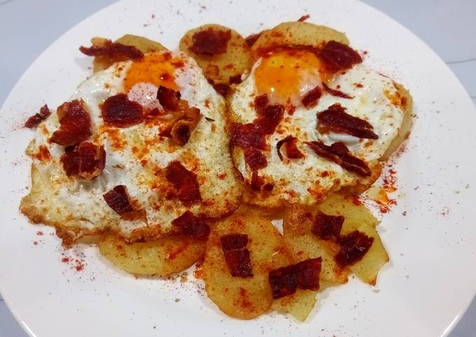 Huevos Estrellados Con Crujiente De Jamón Receta De Roberto Vázquez
