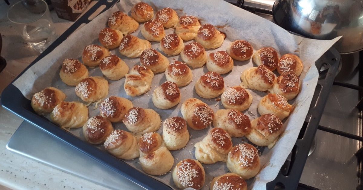 Gombás és Mackósajtos Pogácsa | Kovacs Dana (Danadi’s Kitchen) receptje - Cookpad receptek