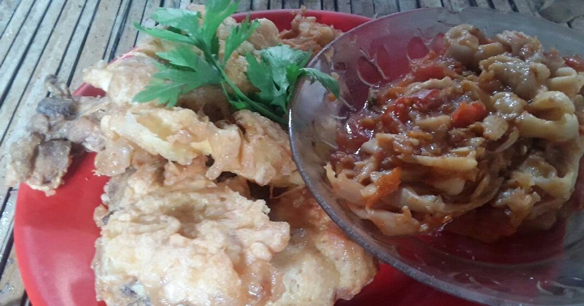 Resep Ayam Balut Telur Sambal Njamur oleh vivin - Cookpad