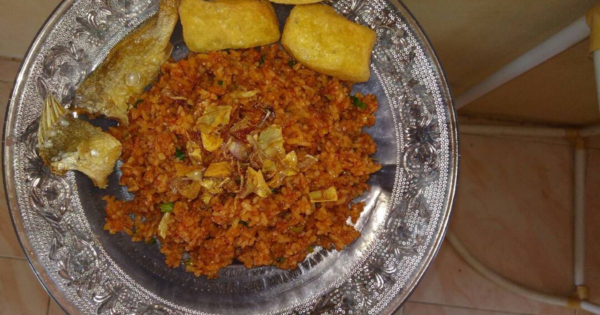 Resep Nasi Goreng Terasi Ikan Asin oleh Ami Novriza - Cookpad