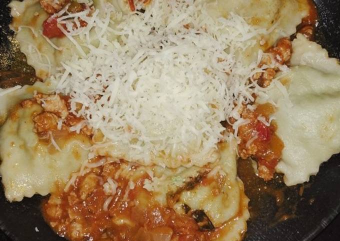 Ravioles de espinaca, ricota, jamón y queso Receta de Lita Cufre- Cookpad