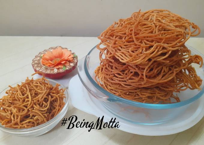 Spicy Sev/ Tikhi Sev Recipe by Jasmin Motta _ #BeingMotta - Cookpad