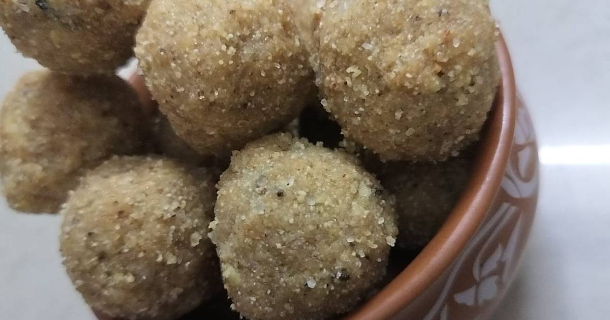 Besan suji Mawa ladoo Recipe by Chef Tripti Saxena - Cookpad