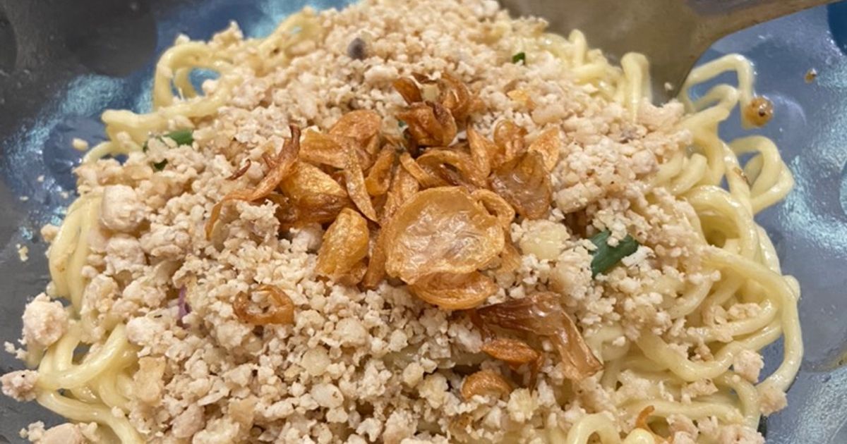 Resep Pangsit Mie Ayam Jakarta oleh Helena Christie - Cookpad