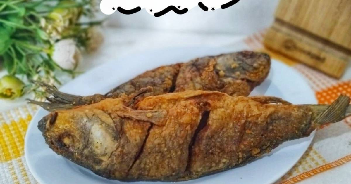 Resep Ikan Mas Goreng oleh Lanjarsih/Mama Fifian ( MasakanRumahan) - Cookpad