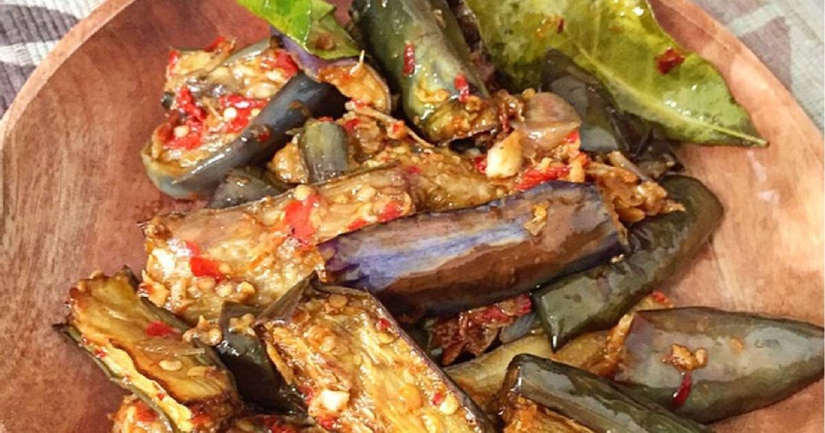 Resep Terong balado cabe kriting oleh Astria Sururiyah - Cookpad