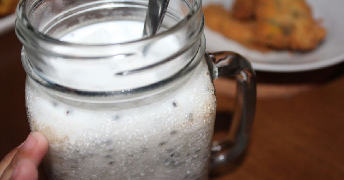 Resep Es Selasih Nata De Coco #Bikin Ramadan Berkesan oleh Pawon Aruna ...