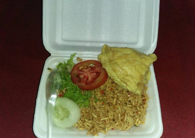 Resep Mie padeh (pedas) oleh welly puspita sari - Cookpad