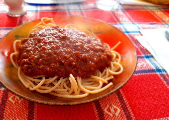Ricetta Spaghetti al ragù 🍝 di 🍇 Karen Blacio 🍓 - Cookpad