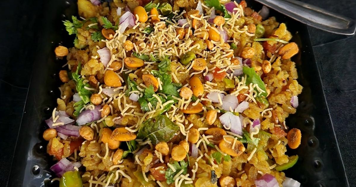 Red Rice Kanda Batata Poha Recipe by Manisha Sampat - Cookpad
