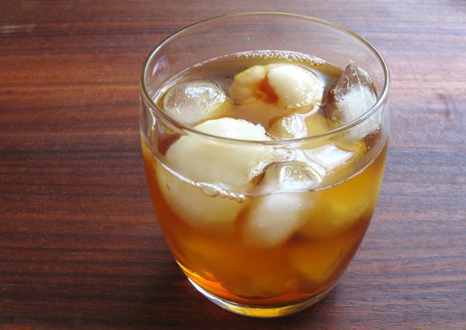 Instant Lychee Tea Recipe by Hiroko Liston - Cookpad
