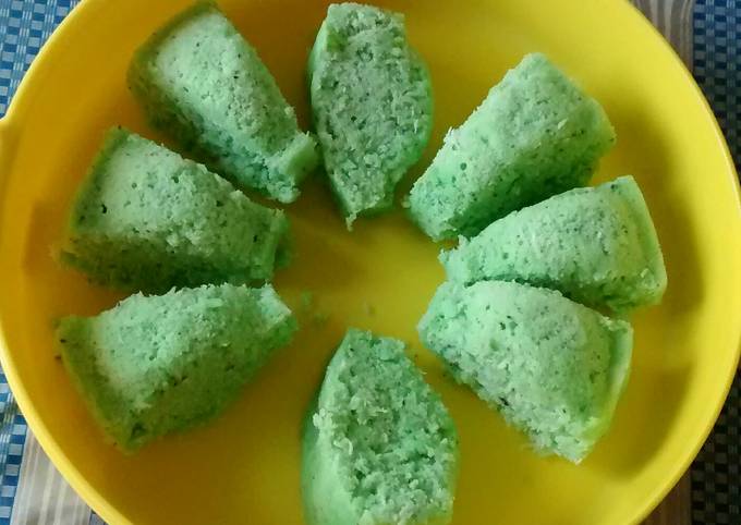 Resep Bolu kelapa pandan oleh Mama Princes Prilyani - Cookpad