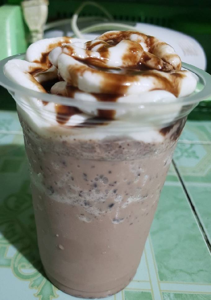 Resep Choco chip double frappe ala starbucks oleh Puji Ambariah - Cookpad
