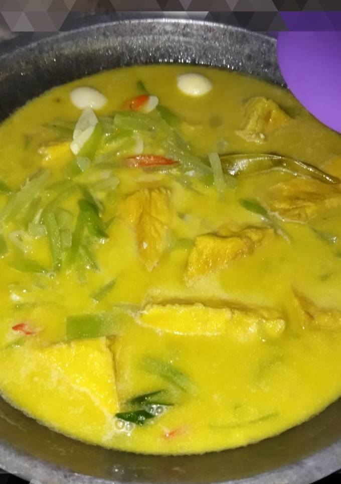 Resep Sayur lodeh labu siam + tahu kuning + telur puyuh oleh Fikaa ...