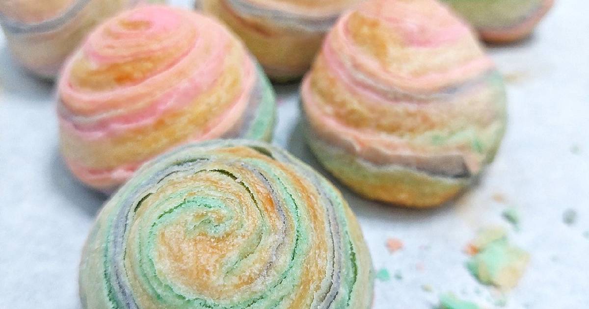 Resep Thousand Layer Mooncake oleh Laily Agustien (Ummifaizfaqih) - Cookpad