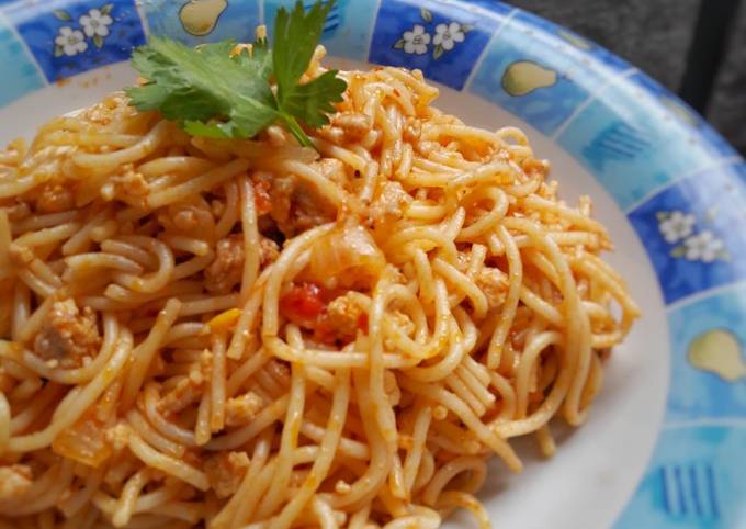 Resep Spaghetti goreng oleh Ryra Endah - Cookpad