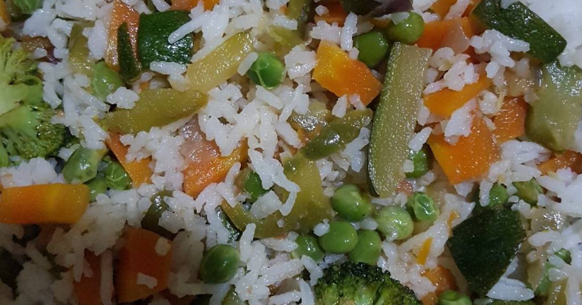 Vegetable Rice Recipe by veronicah Wairimu - Cookpad