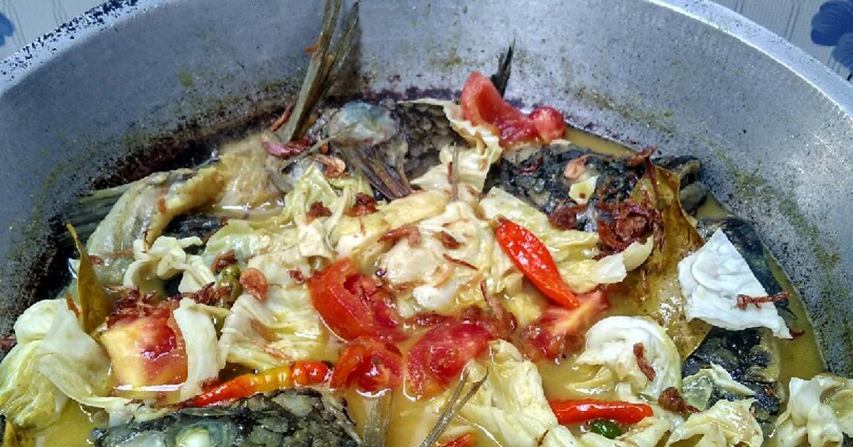 Resep Kepala kakap masak kuning oleh Qurrota Aini - Cookpad