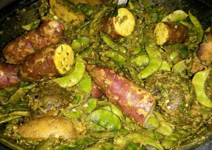 Juliben Dave દ્વારા રેસીપી ઊંબાડિયું (Umbadiyu Recipe In Gujarati) - કૂકપૅડ