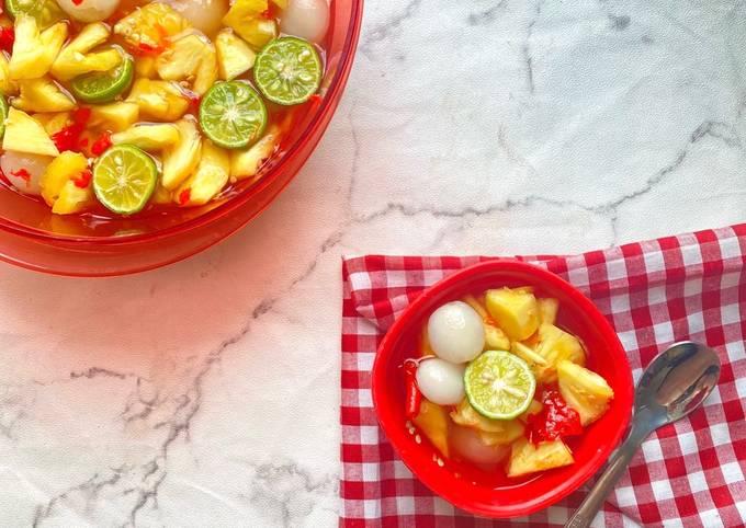Resep Asinan Nanas Rambutan oleh Rini Dwi Astuti - Cookpad