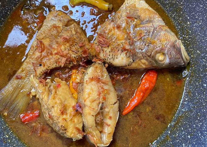 Resep Kakap Masak Kuning oleh Laras143 - Cookpad