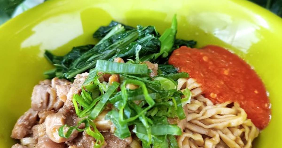 Resep Mie Ayam 🍜🐥 oleh Aliffia Hakim - Cookpad