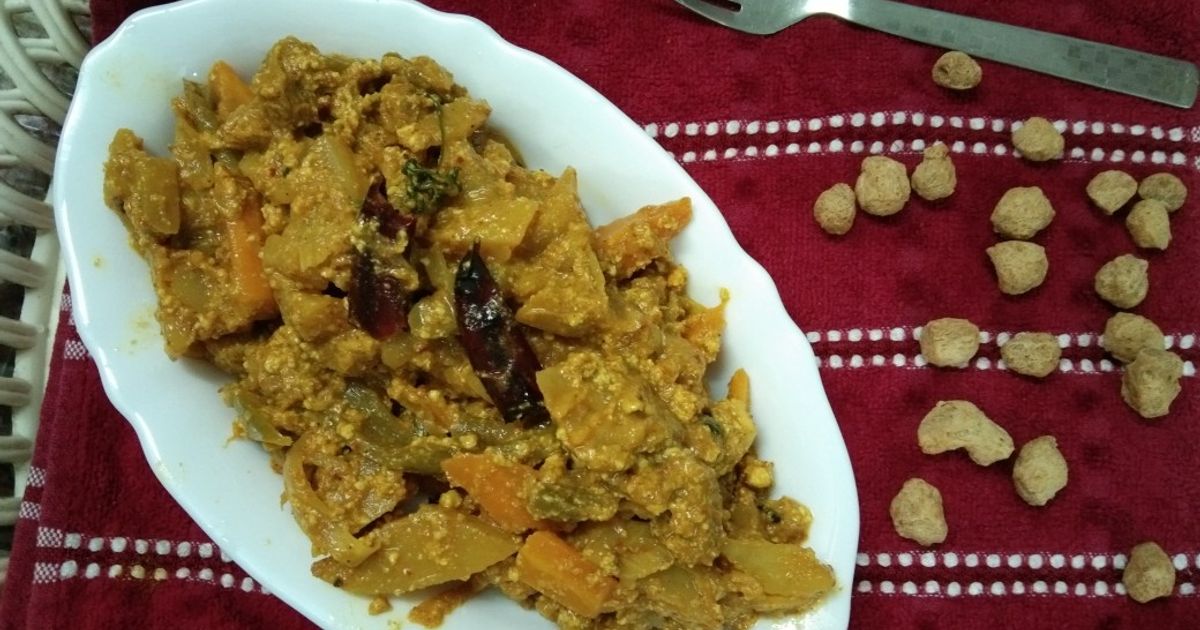 Soya Nuggets Curry Recipe by Krishna Biswas - Cookpad
