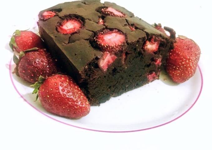 Vegan κέικ με φράουλες και κακάο συνταγή από τον/την So - Cookpad