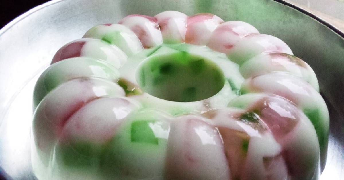 Resep Puding mozaik sederhana oleh Elis Selvia - Cookpad