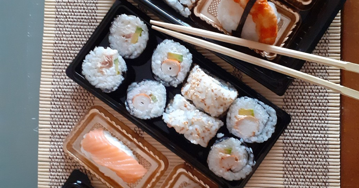 Ricetta Sushi Misto Di Nigiri E Hosomaki di Francesca Giampetruzzi ...