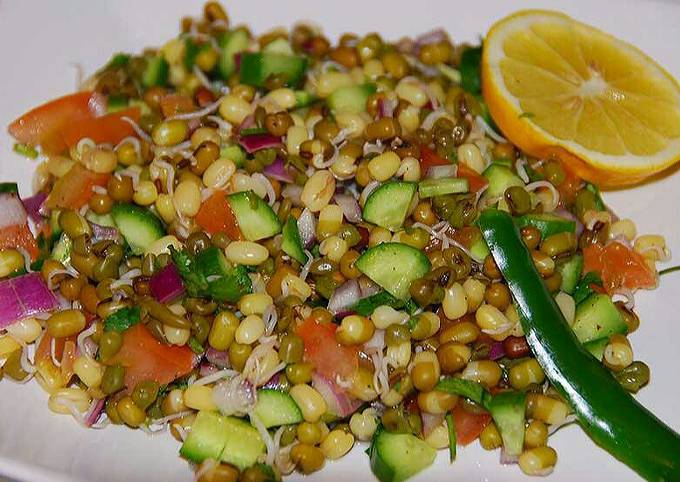 Chatpata Sprout Bhel Recipe by P. Poonam - Cookpad