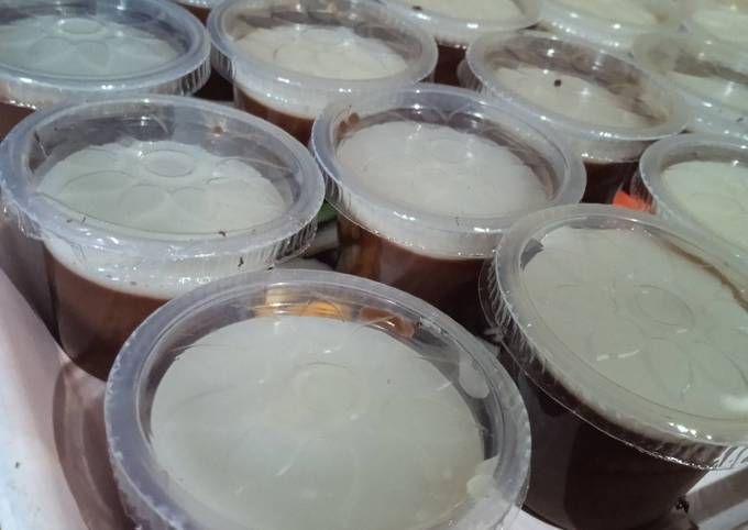 Resep Puding Coklat Cup oleh Ayu Wahyunita - Cookpad