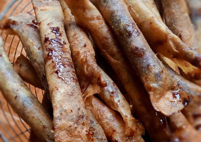 Resep Piscok Pisang Cokelat Karamel oleh aisyru - Cookpad