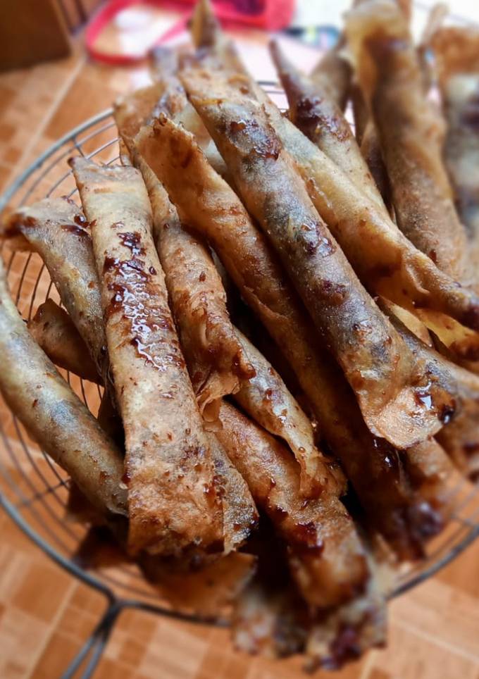 Resep Piscok Pisang Cokelat Karamel oleh aisyru - Cookpad