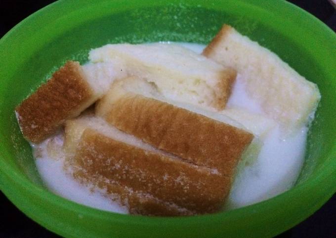 Resep Wedang roti tawar oleh Angita - Cookpad