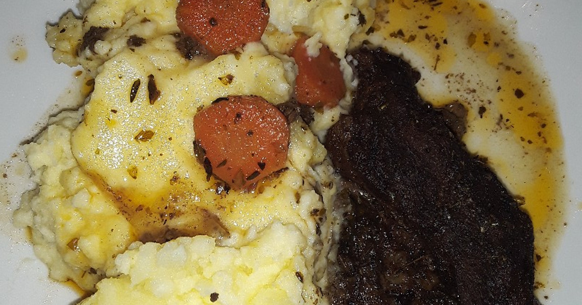 Carne Al Horno Con Puré Natural Receta de Estefii- Cookpad